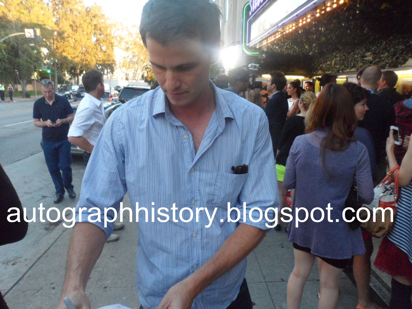 Will The Autograph Guy: The Babymakers Premiere w Olivia Munn, Aisha ...