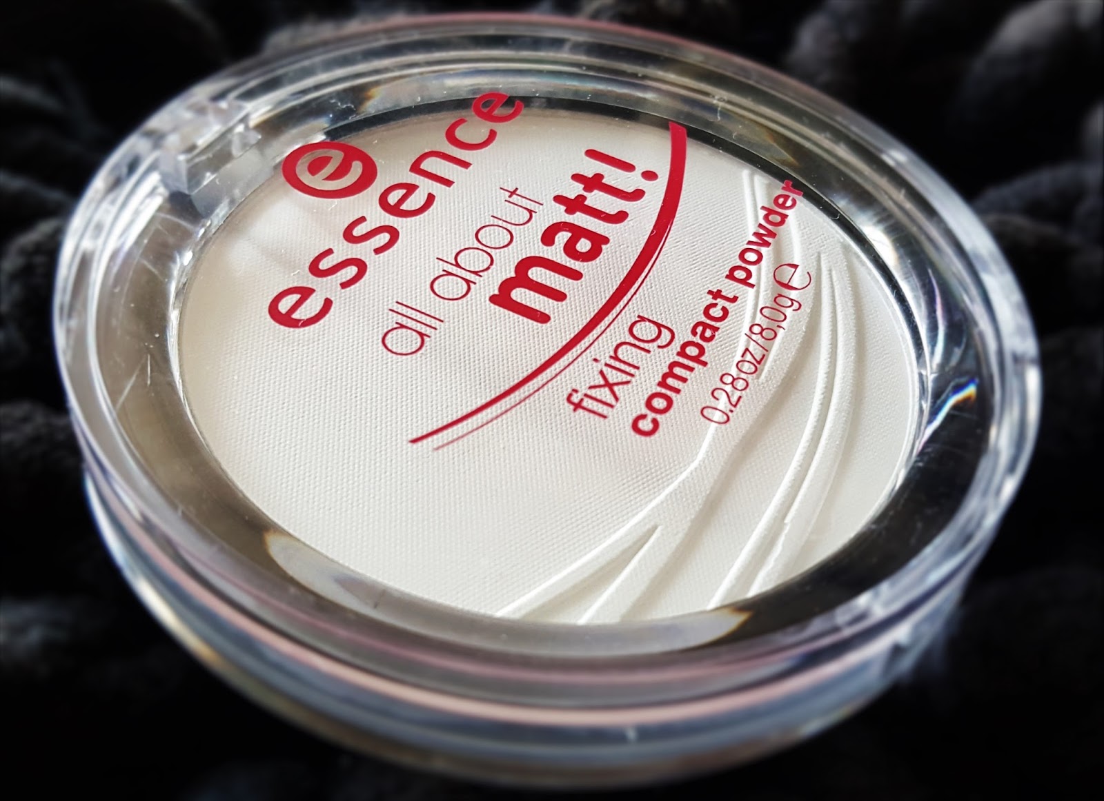 Essence All About Matt Fixing Compact Powder. - Livelivethings