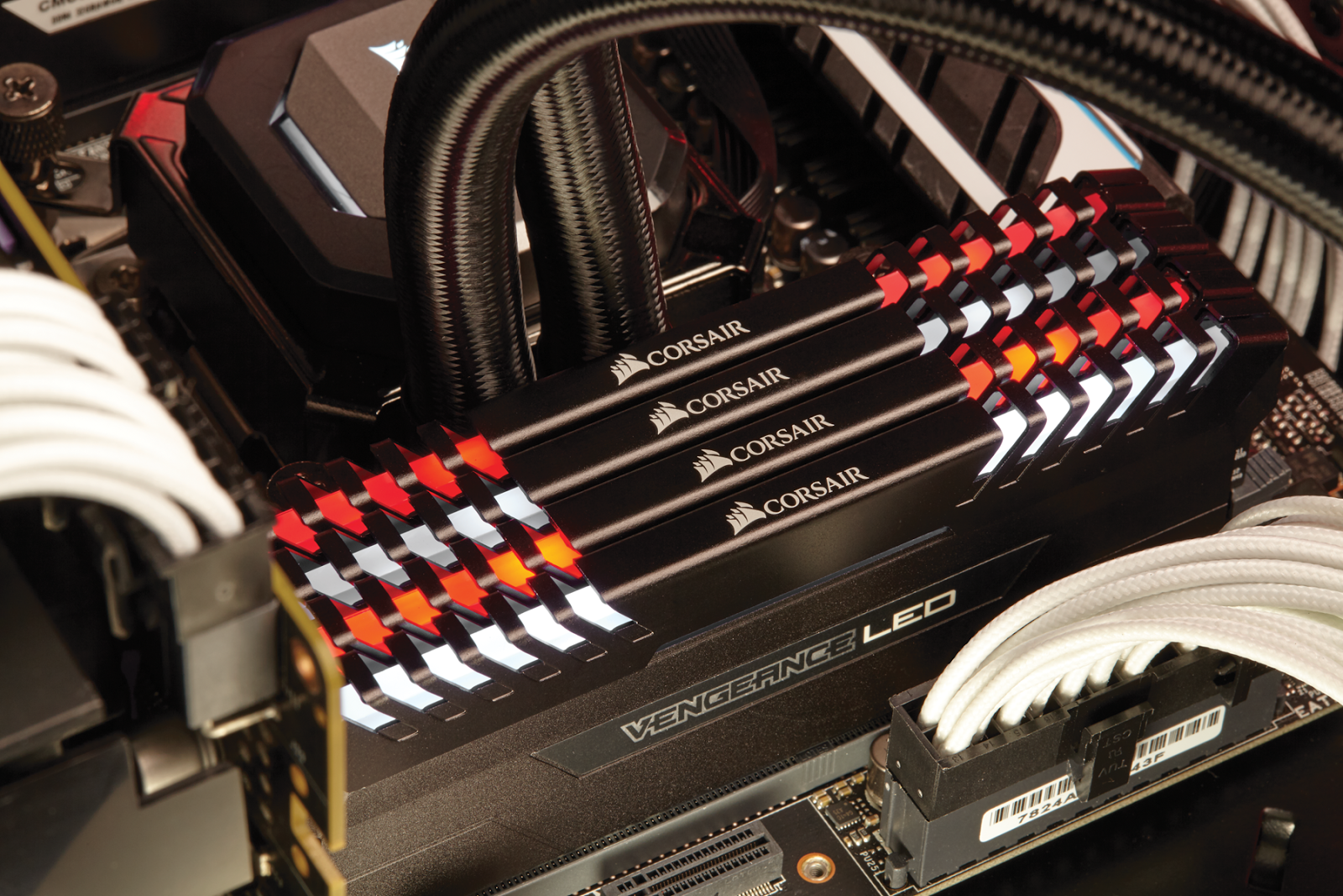 CORSAIR Lights Up DDR4 with New Vengeance LED Performance Memory