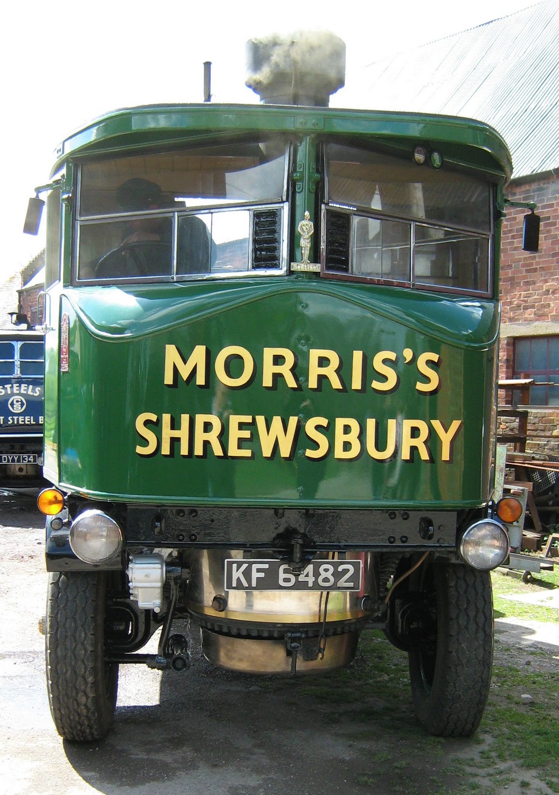 Sentinel Steam Loco 7109: Sentinel 8571 restored by the Salvage Squad