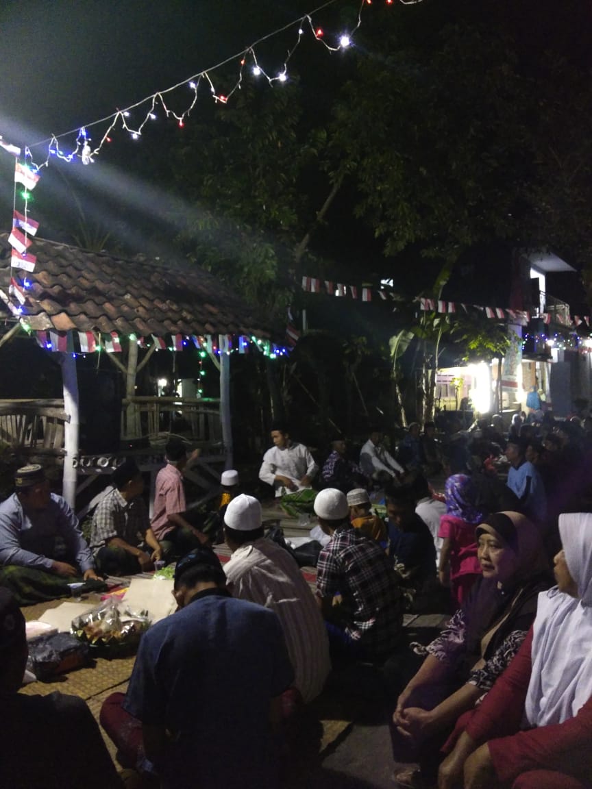 Barikan di Malam 17 Agustus ~ KIM TRIBUTARI SUMBERSUKO