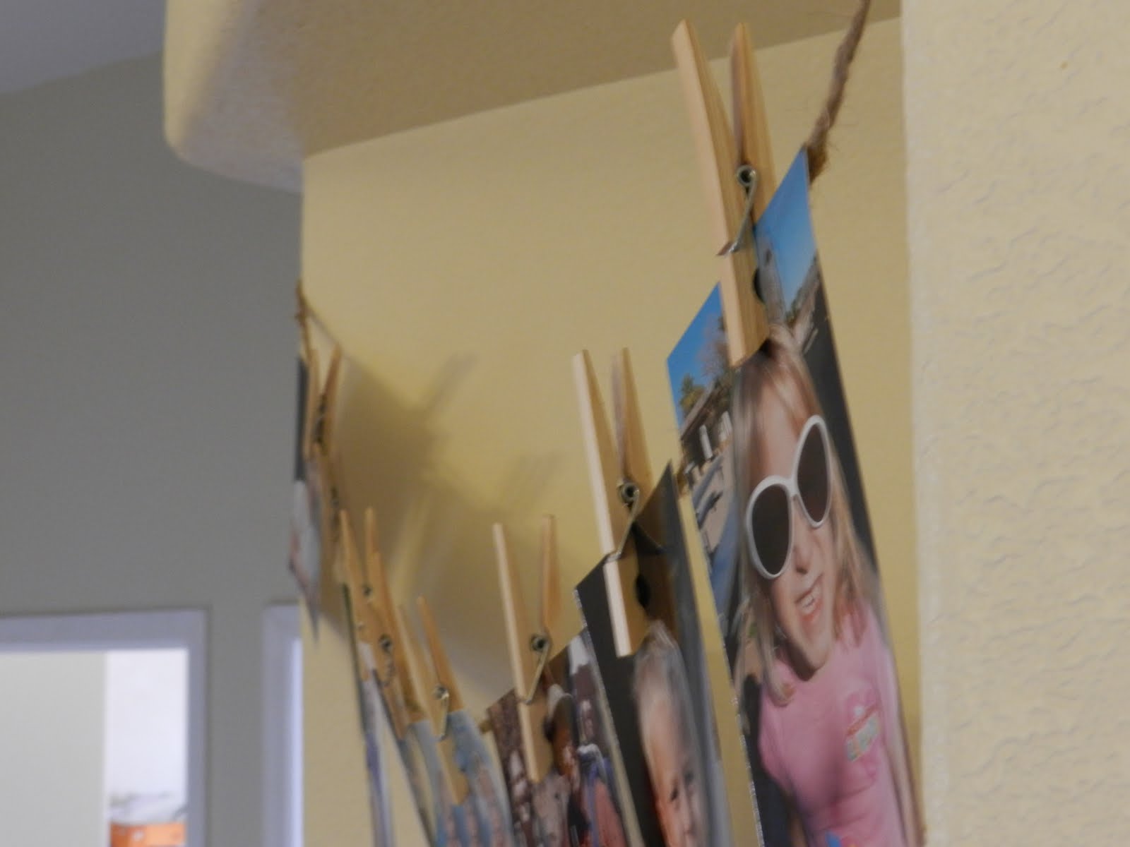 Hi! It's Jilly.: Clothesline Photo Display