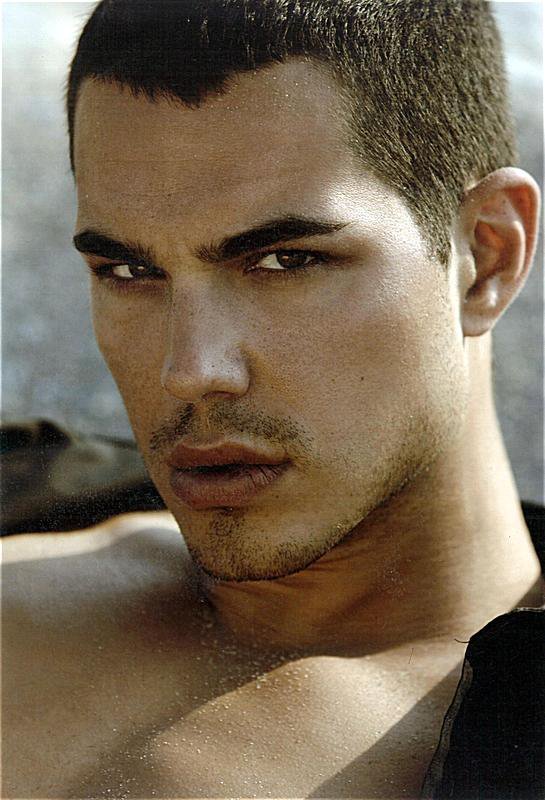 L'Homme du Jour: PETAR PEROVIC