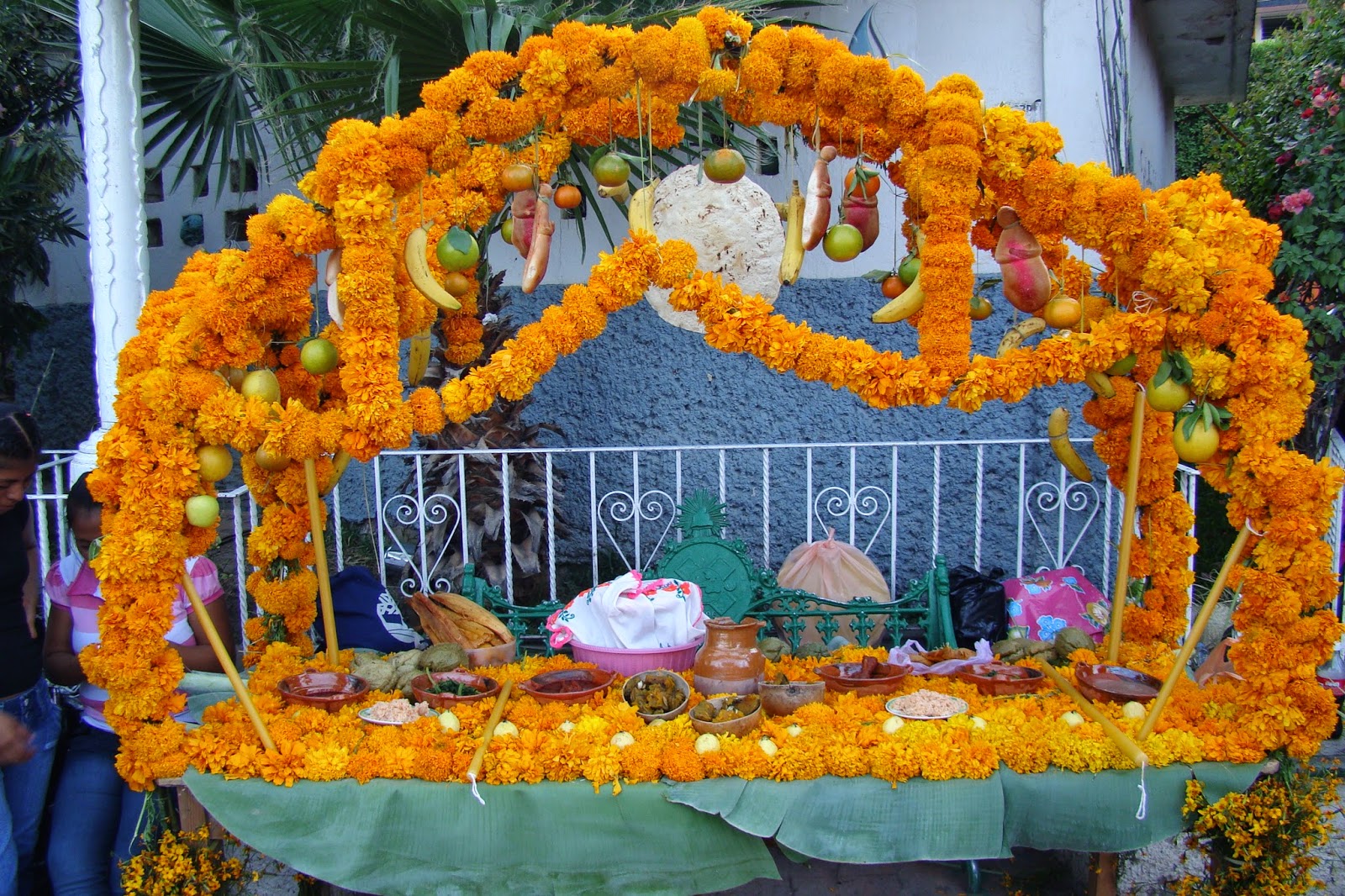 TLAPANECOS: RELIGION