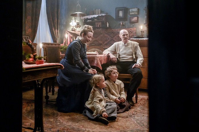 FILMY KOSTIUMOWE: Freud (TV Serial 2020– )