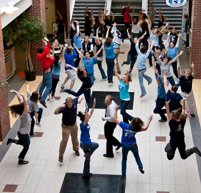 Fuzuê das Artes: Você sabe o que é Flash Mob?