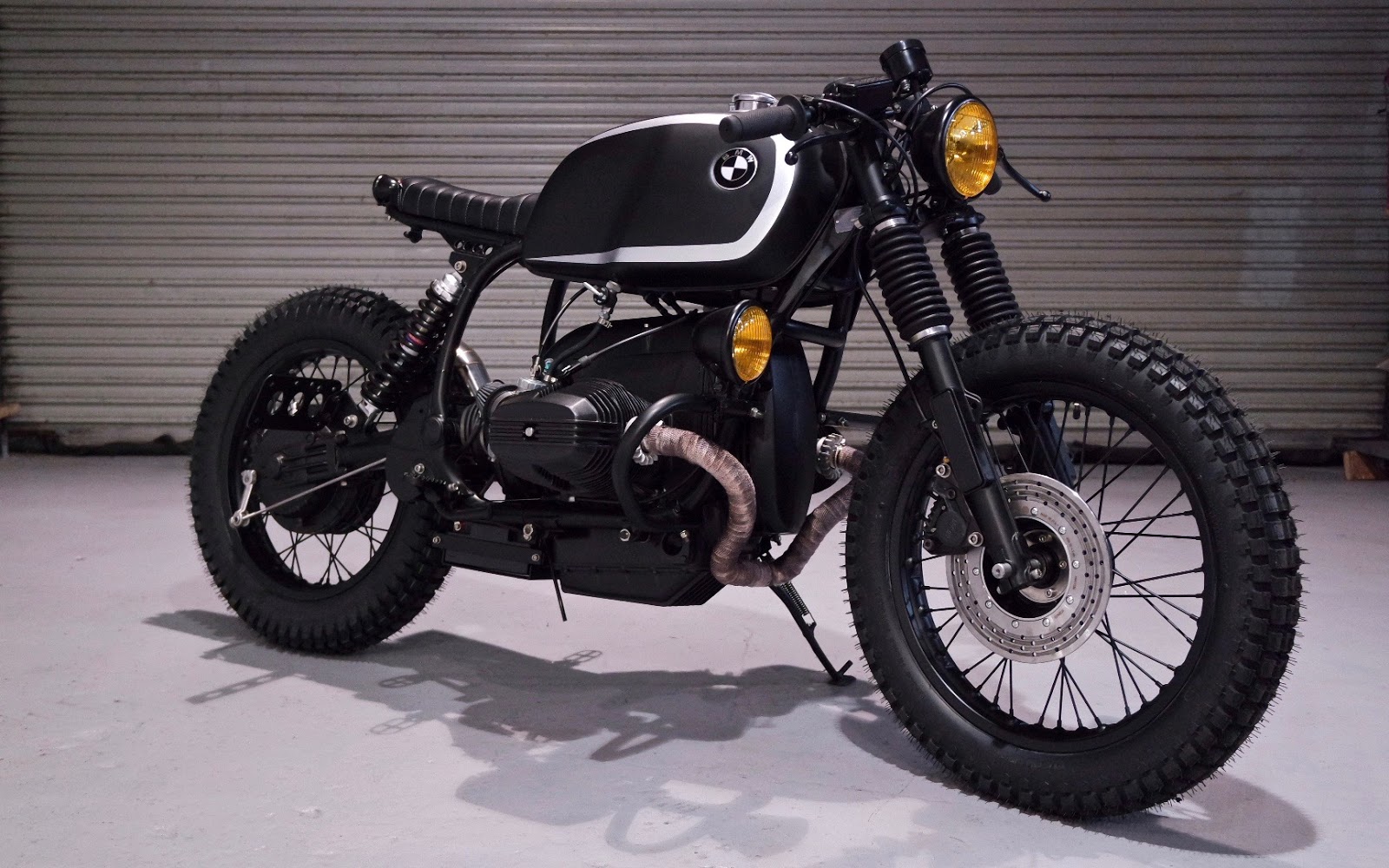 The usual Beemer - Inazuma café racer