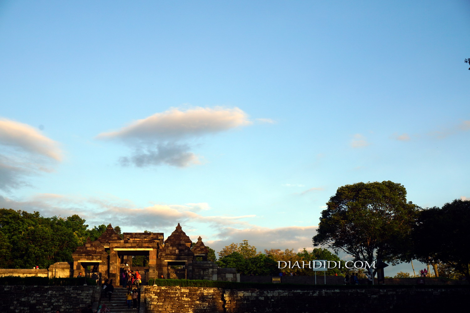Diah Didi's Kitchen: Eksotika Situs Kraton Prabu Boko