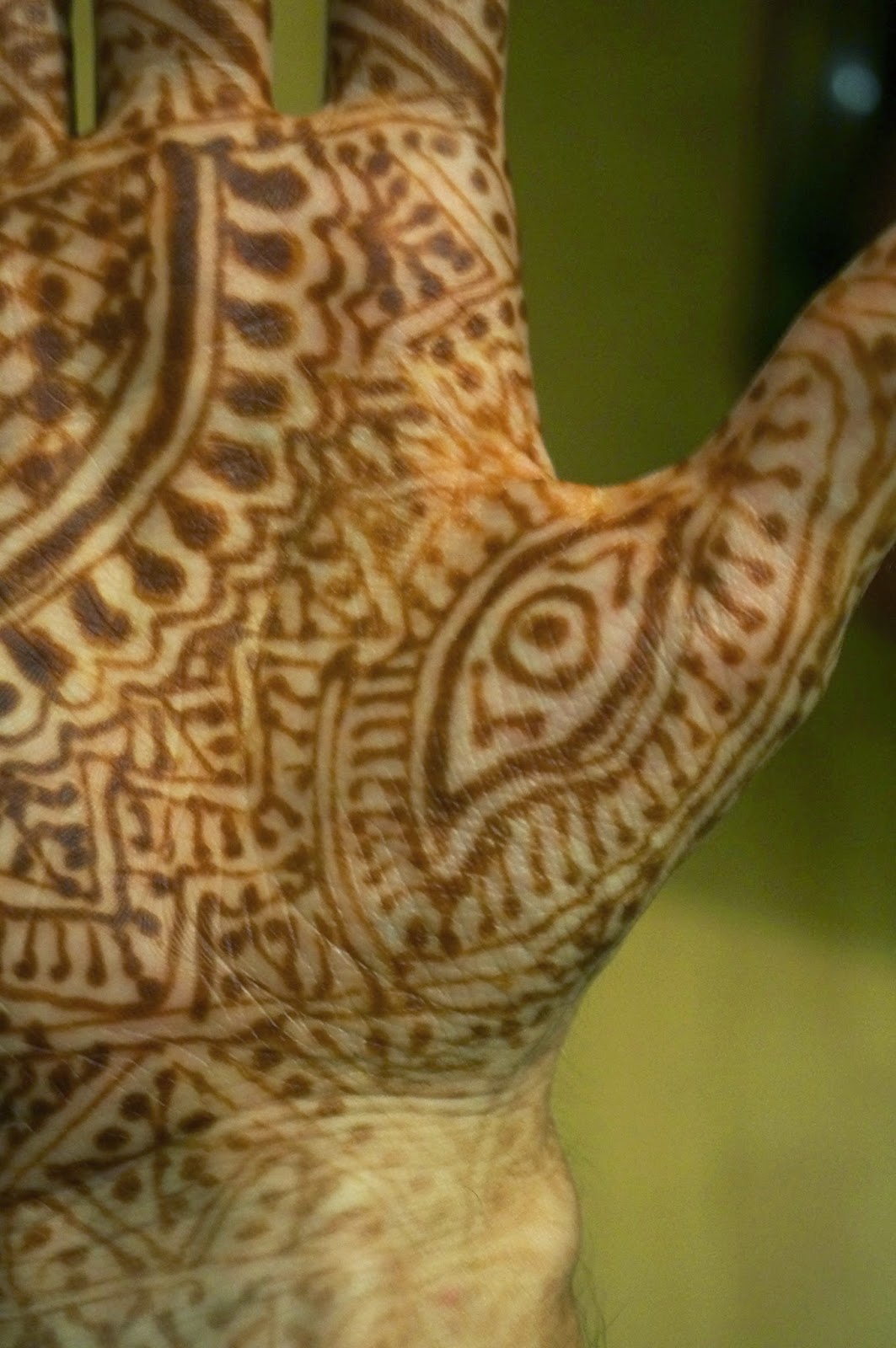 Eshkol HaKofer: Henna, Hamsas, and Eyes, Oh My: The Eye as Motif in ...