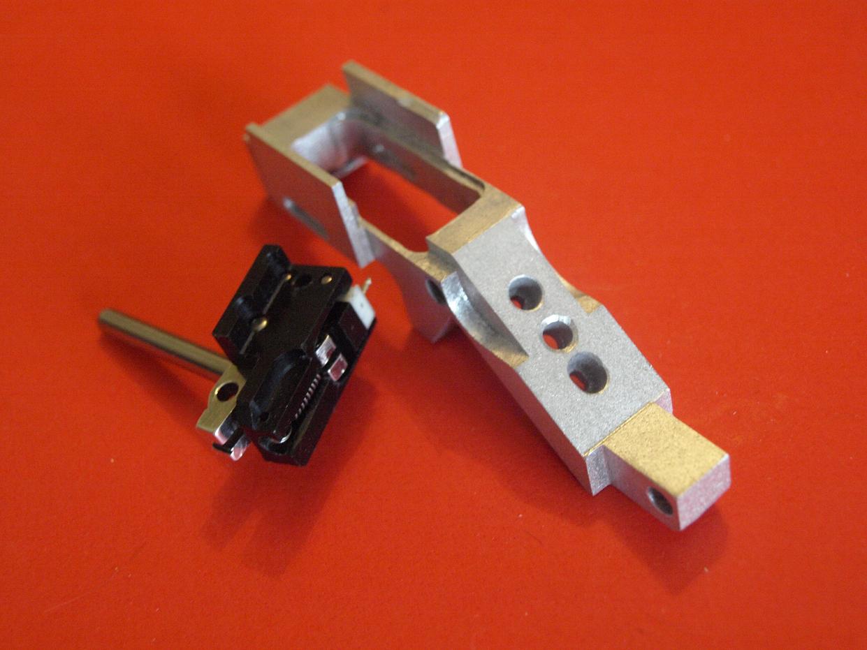 LukeP: Toz Electronic Trigger aluminium frame.