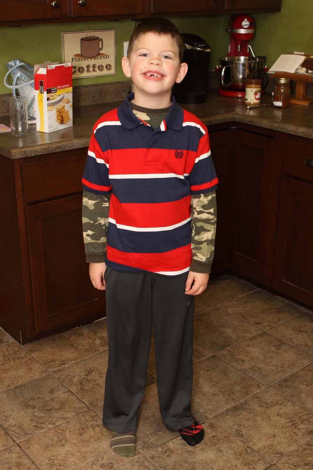 Fun times in our lives! =): Mismatch Day at School :)