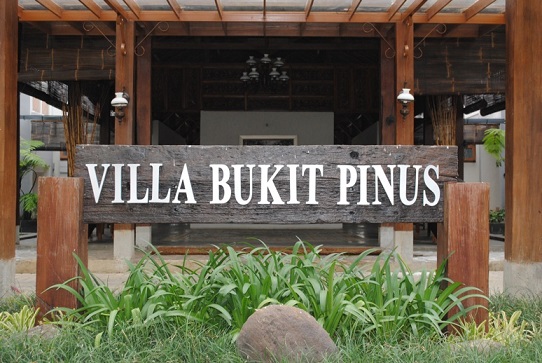 Villa Bukit Pinus Pancawati - Outbound Bogor Puncak | Gathering ...
