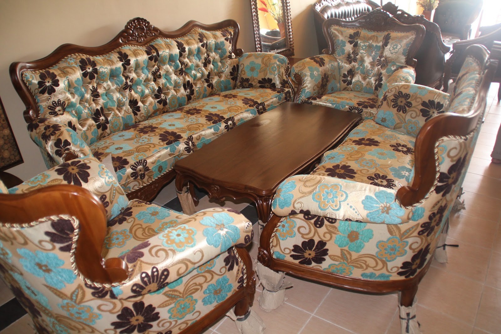 Galeri Sukajati: Perabot Jati Moden dan Kontemporari