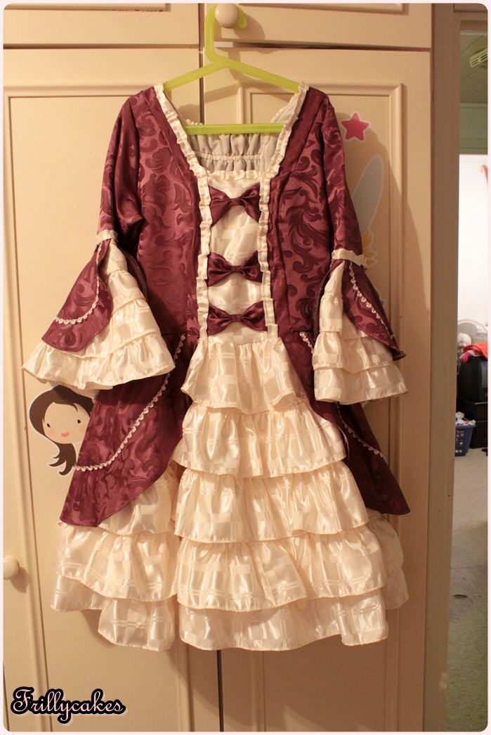 Frillycakes: DIY - Rococo dress