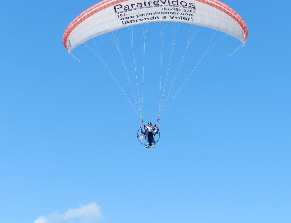Borijangueo: Aventura Paramotor en Puerto Rico