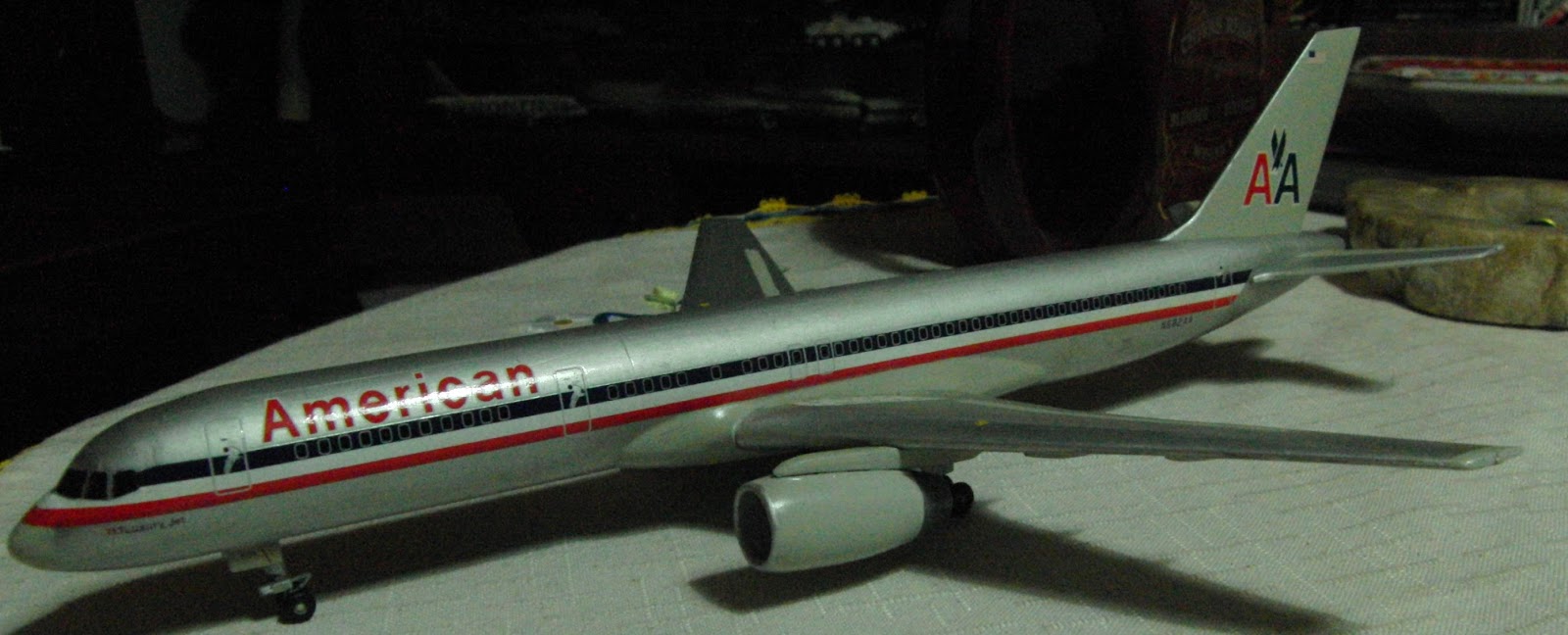 JN Model kits Review: Minicraft 1/144 Boeing 757-200 American Airlines