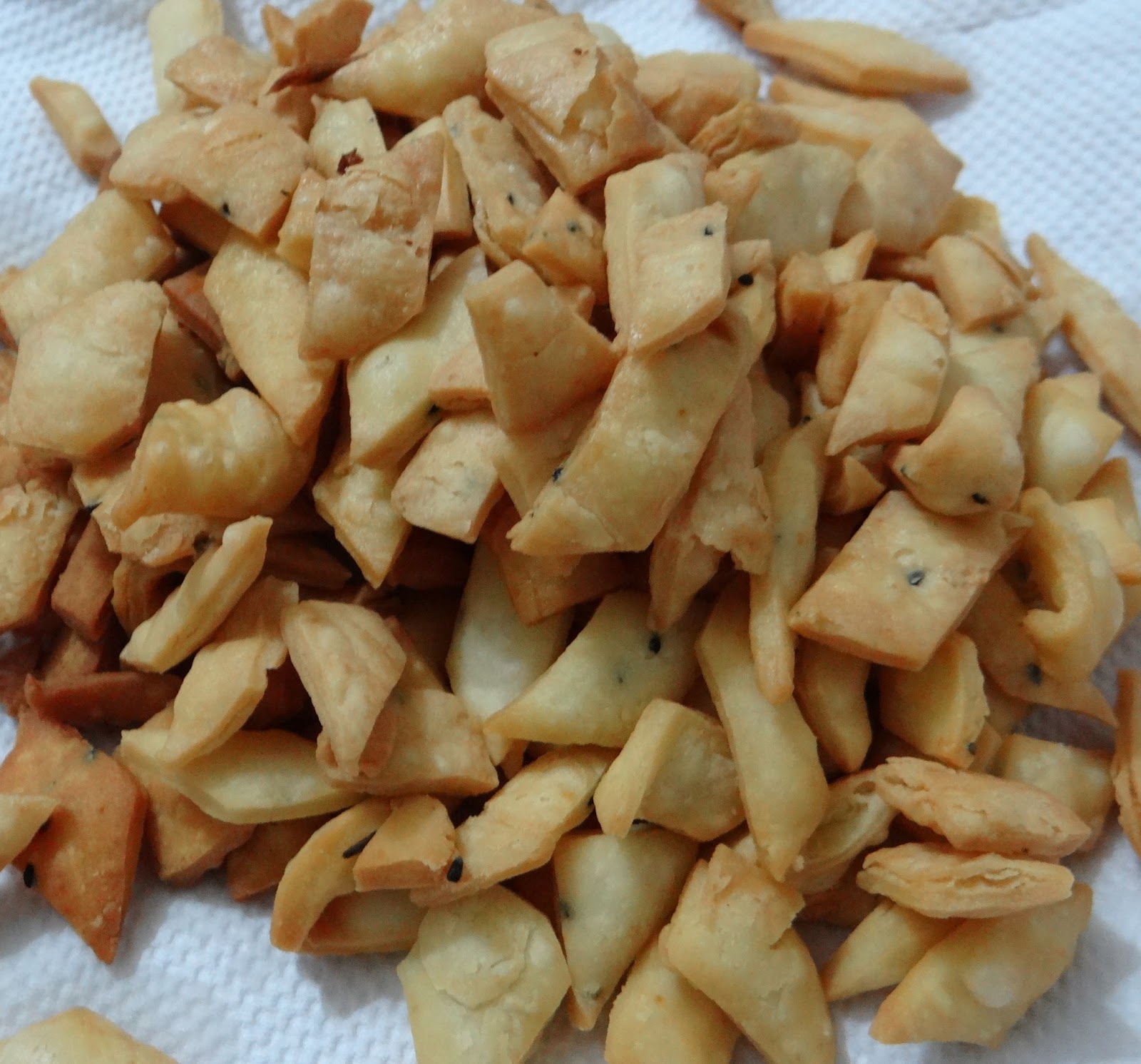 Poetry of Food: Holi Specail..!!!! Namkeen,Kaju Katli & Coloured ...