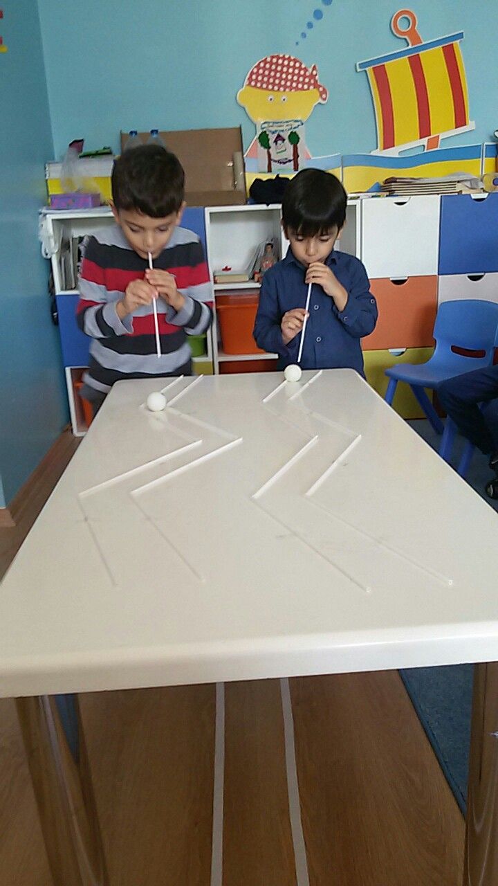 Juegos usando pitillos o pajillas para refrescos