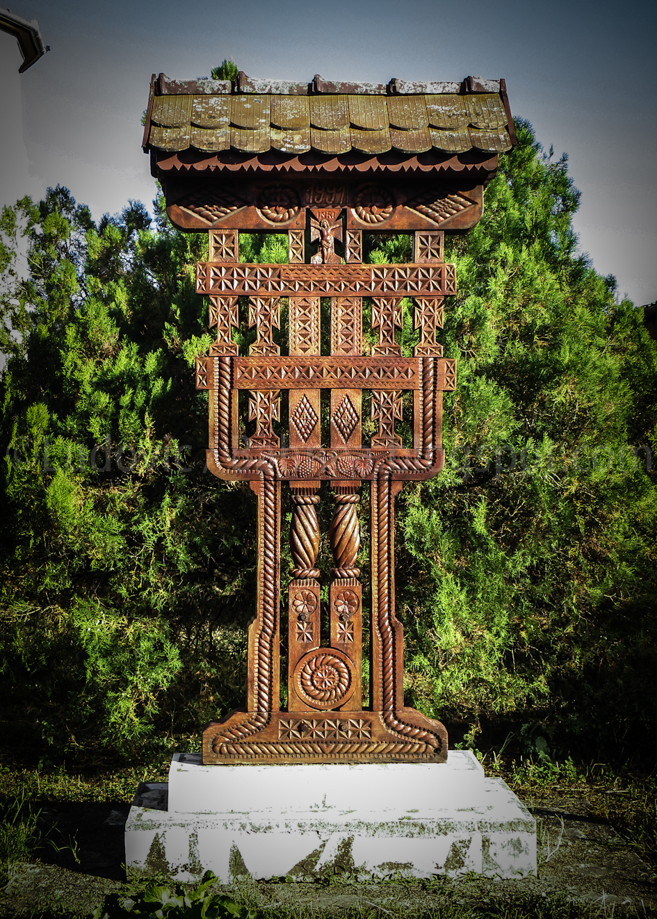 BAHNEA: L'EGLISE ORTHODOXE DE BAHNEA