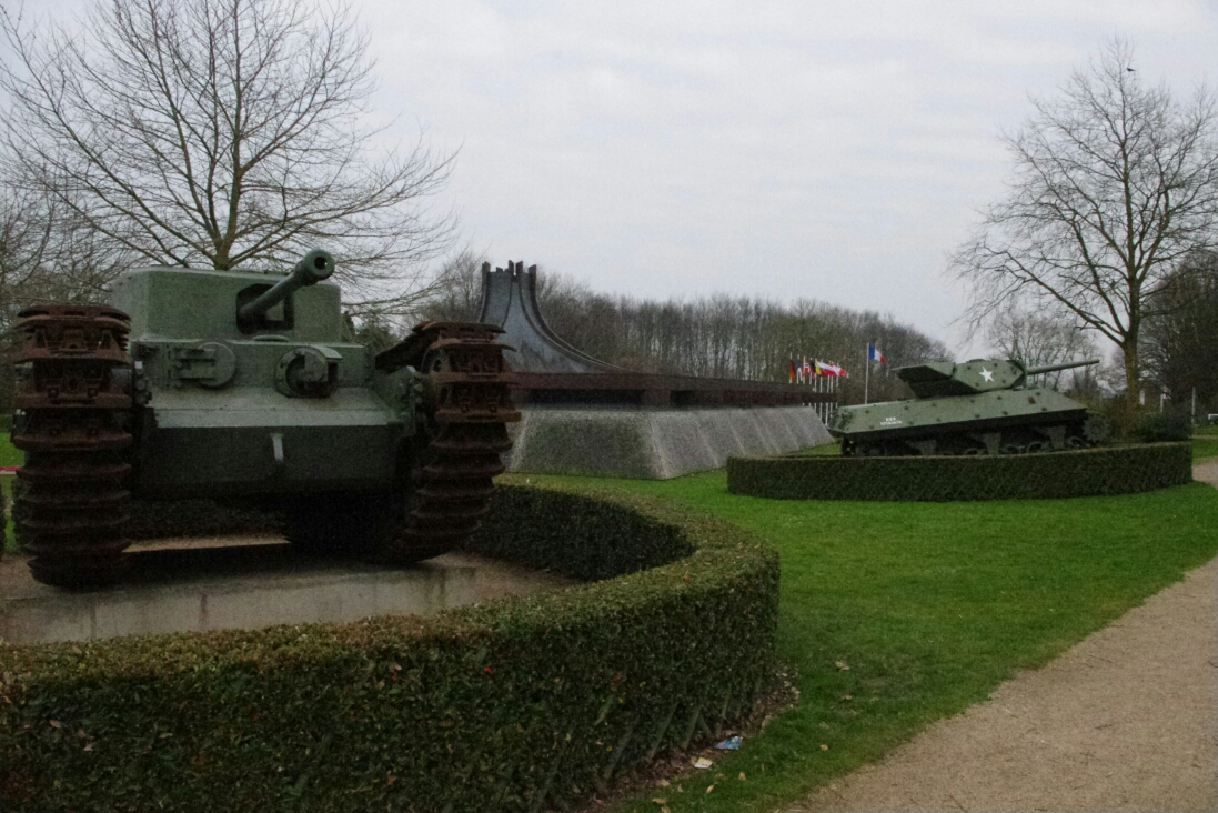 GollyGeeGosh: France - Normandy Day 2 - Battle Of Normandy War Museum