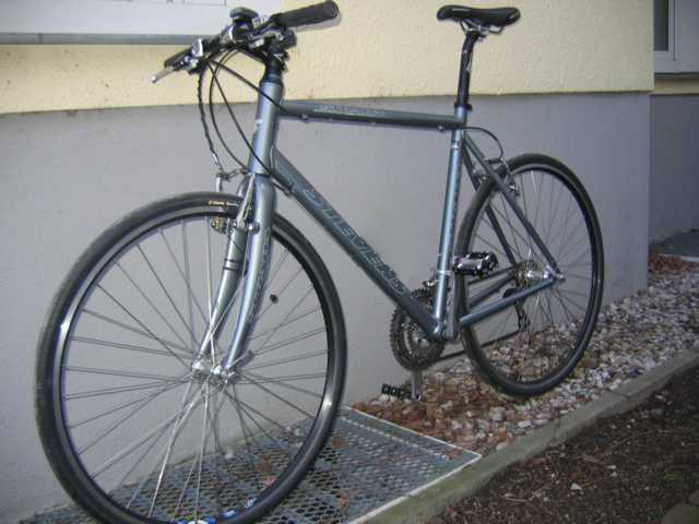 Fahrrad-Fahndung: STEVENS Strada 400 BlackTop - Silbergraues Street ...