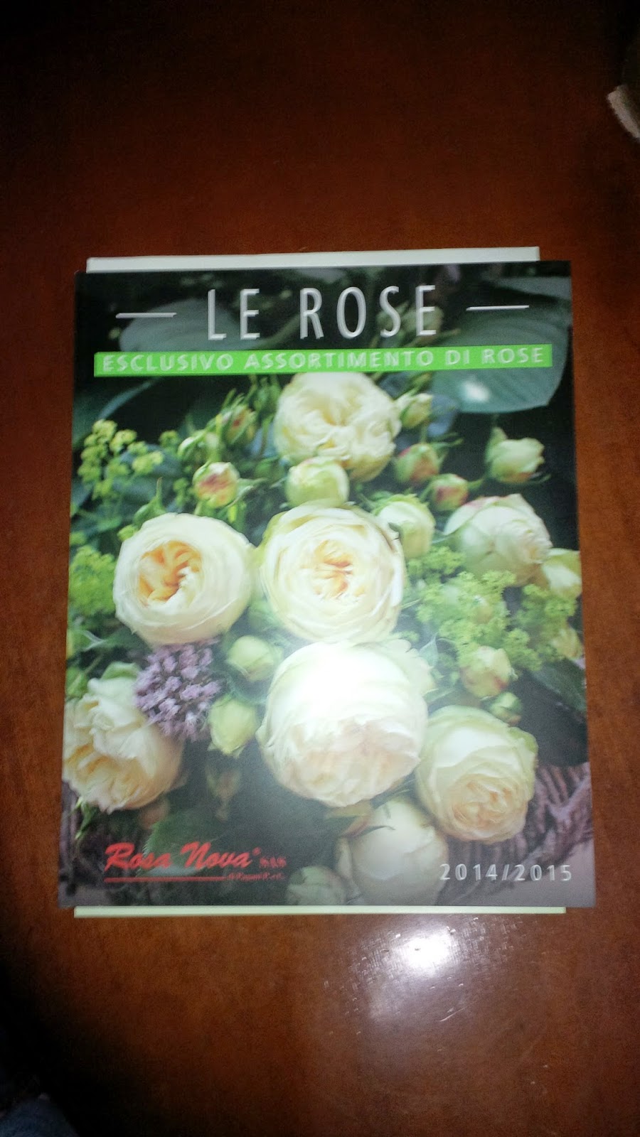 Creare Giardini: Vuoi cominciare a saper tutto sulle rose? Richiedi il ...