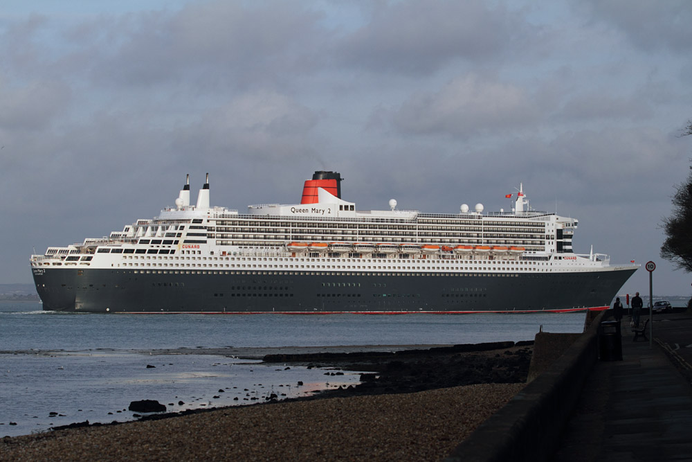 Ship-Photo: Queen Mary 2 (again)