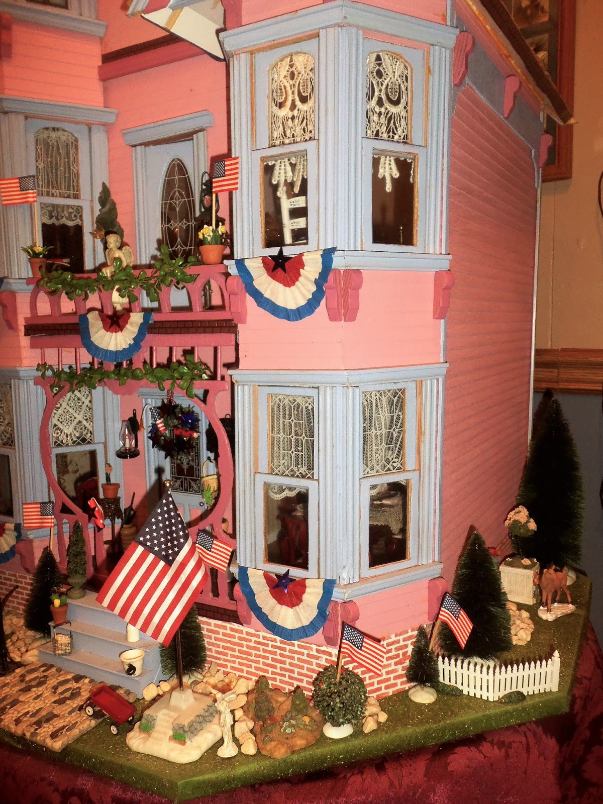 DEBBIE-DABBLE BLOG: Summer Patriotic Doll House, 2017