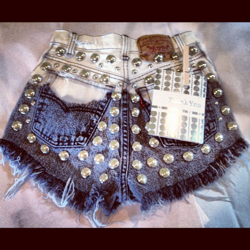 HI DARLING: DIY:Wasted Shorts