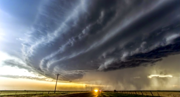 Impactantes imágenes de una Supercélula. No apto para cardíacos