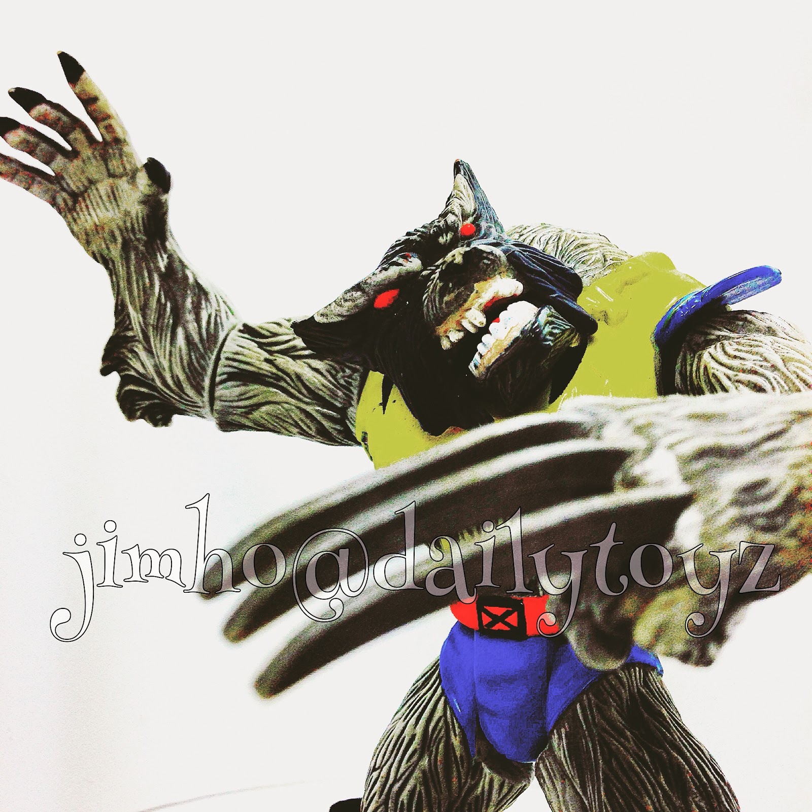 DAILY TOYZ: Mutant Wolverine turns Werewolf Beast turns more Beastier