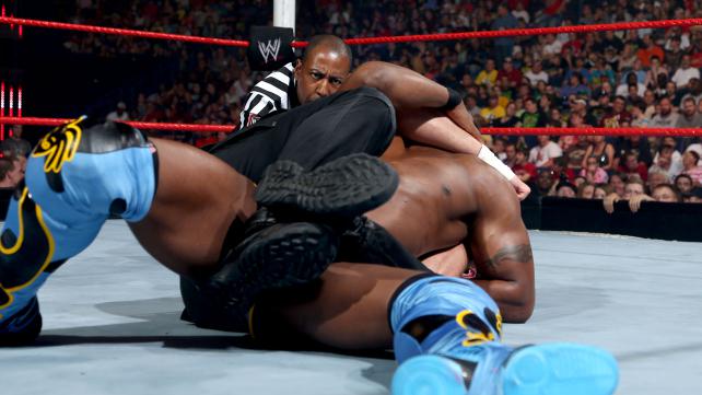 WWE In live!!!!: KOFI KINGSTON vs DEAN AMBROSE