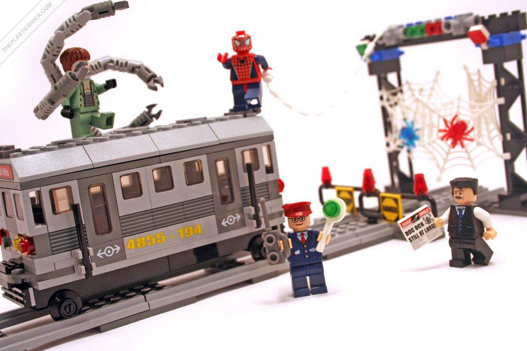 oneTWOBRICK.com: set database: LEGO 4855 spider-man's train rescue