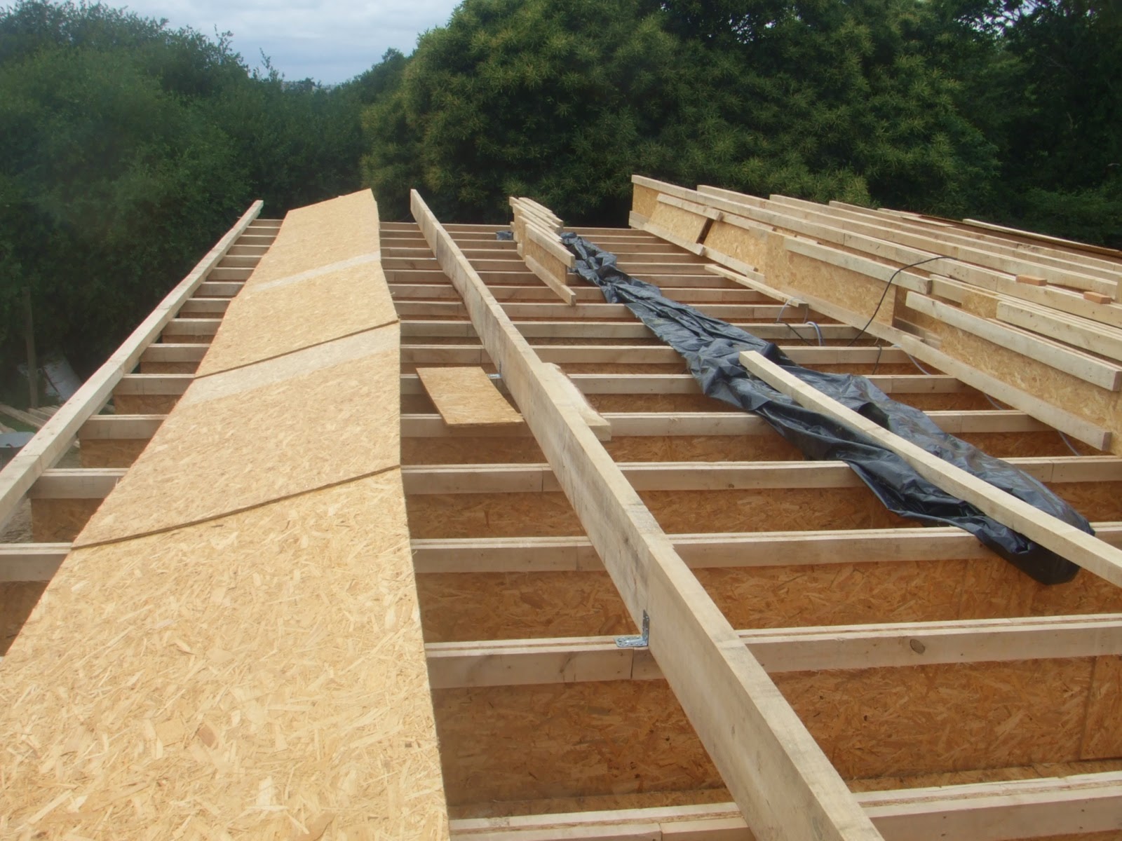 TY PLOUZ : l'histoire de l'autoconstruction de notre maison en paille ...