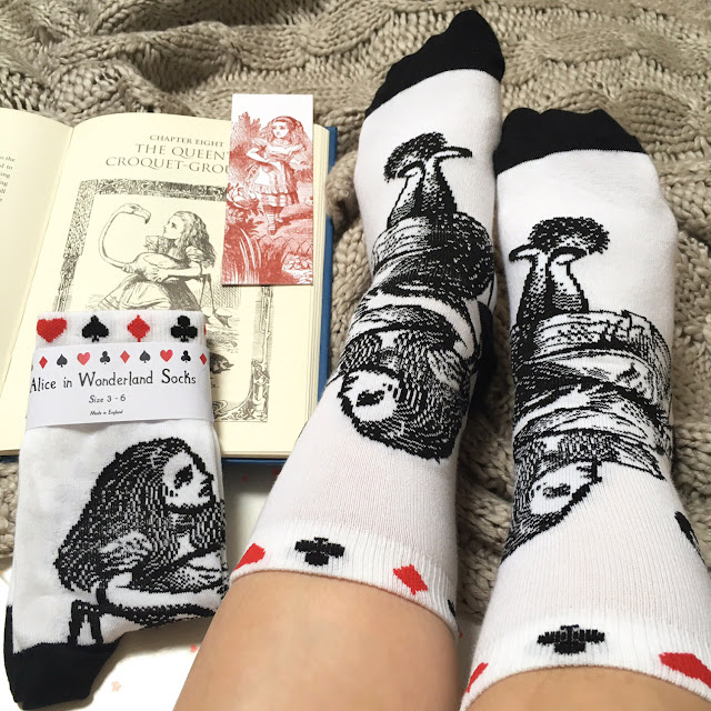 Happy un-birthday! Get all leggy with all Alice in Wonderland ...