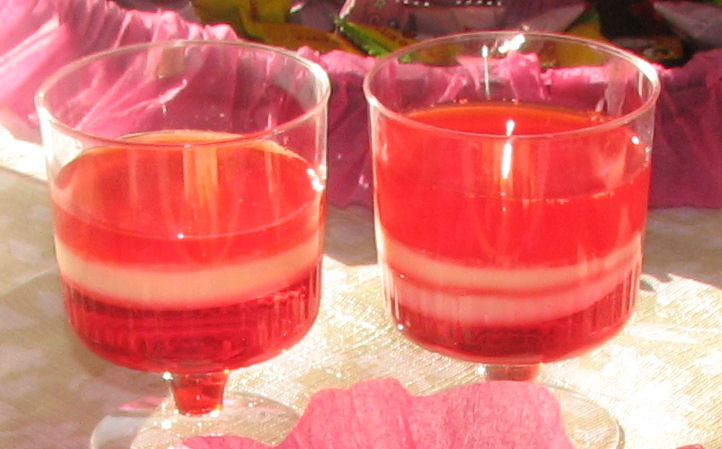 Utopia Party Decor: Jello