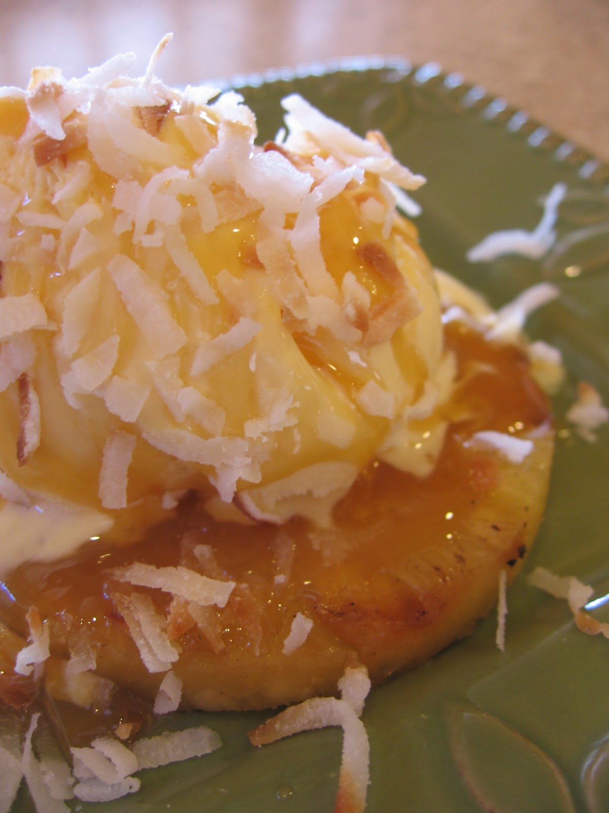 cookin' up north: Grilled Pineapple Sundae
