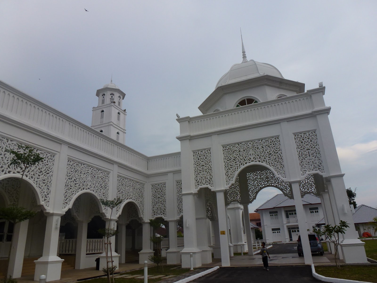 D' JENDELA HATI SEORANG WANITA: Indah nya masjid raja chendering ...
