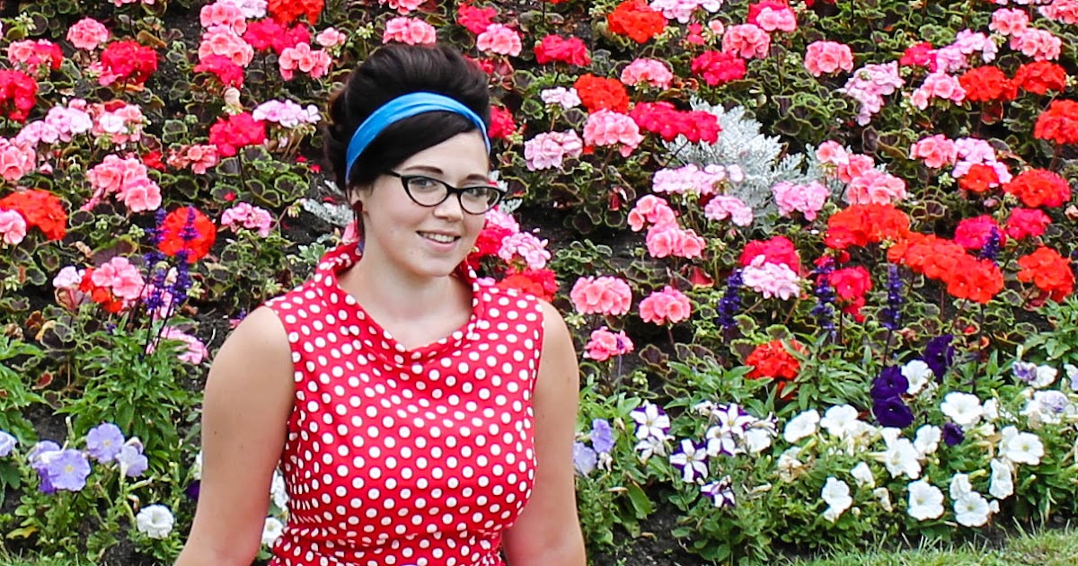 Madcap Laughs: Georgia Harrup Wears Madcap England!