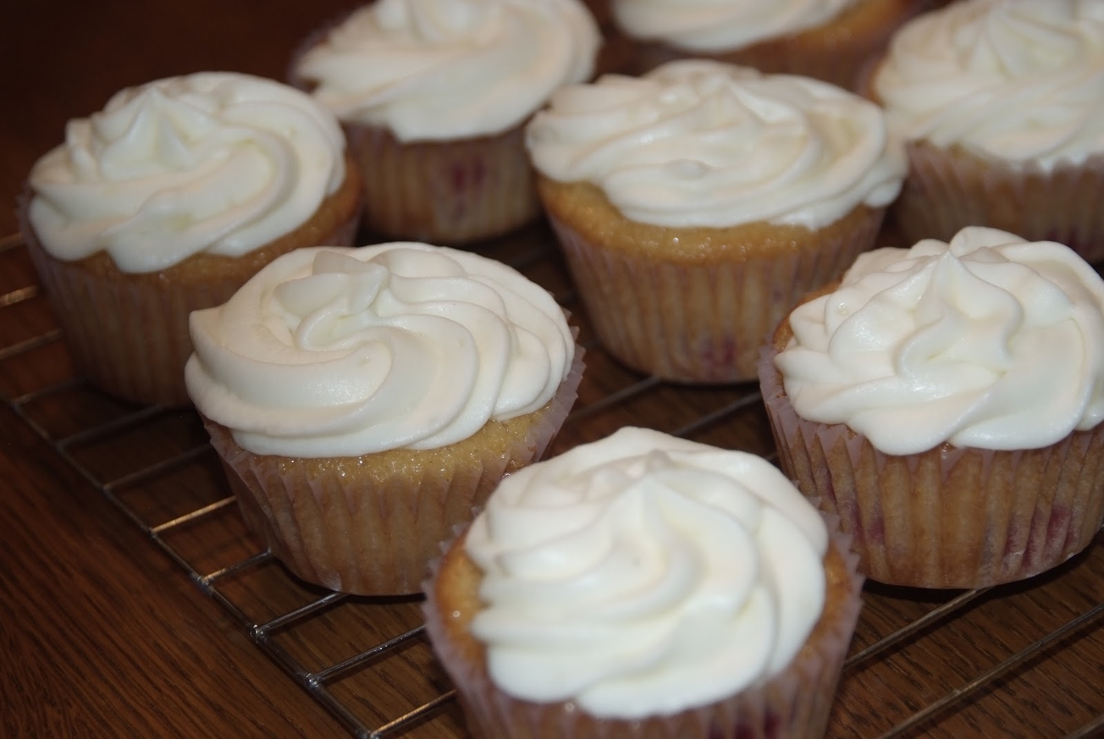 KG Cookin' Cupcakes: Honey Strawberry Cupcakes with Goat Cheese Frosting