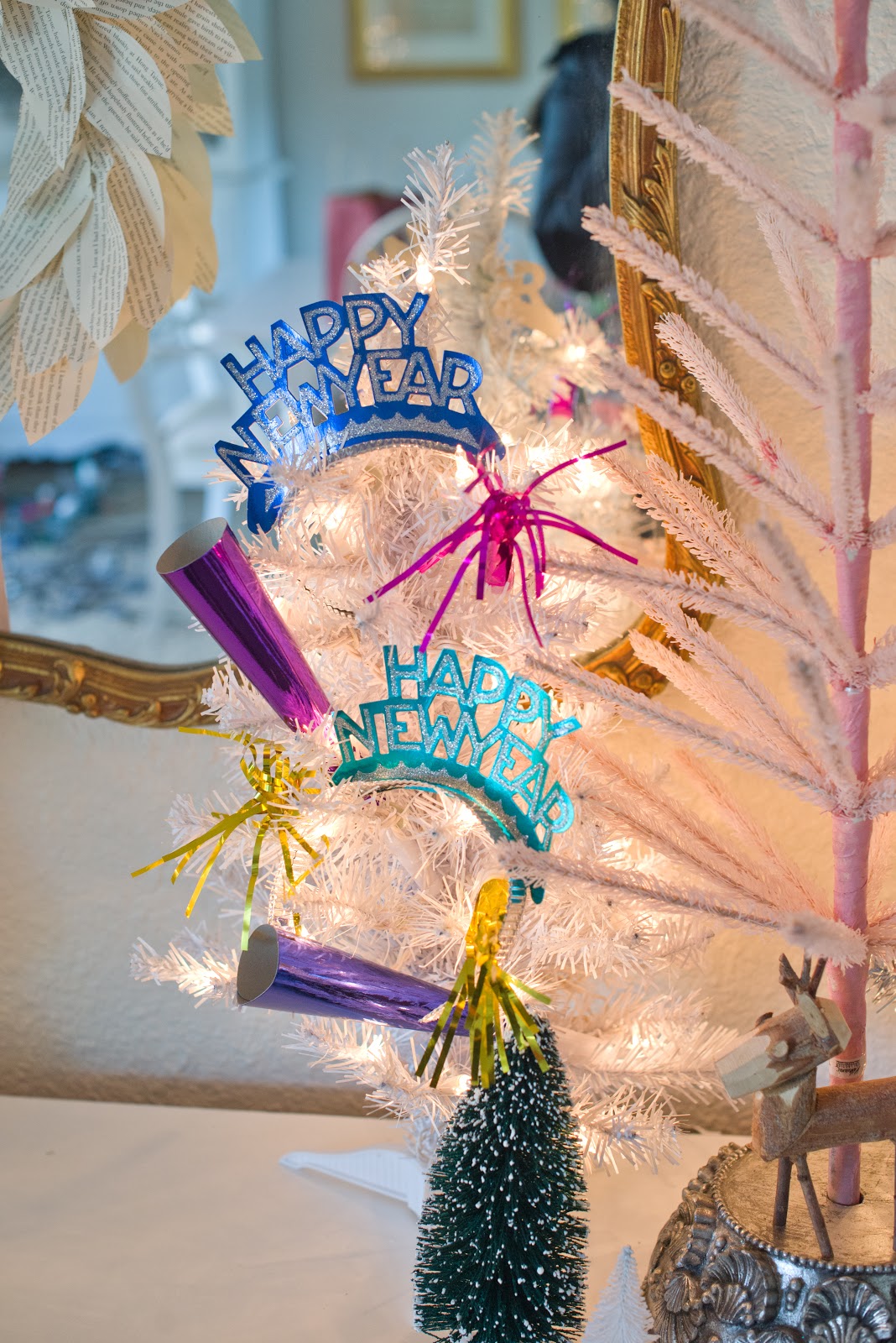 Domestic Fashionista: New Years Eve Tree Decoration