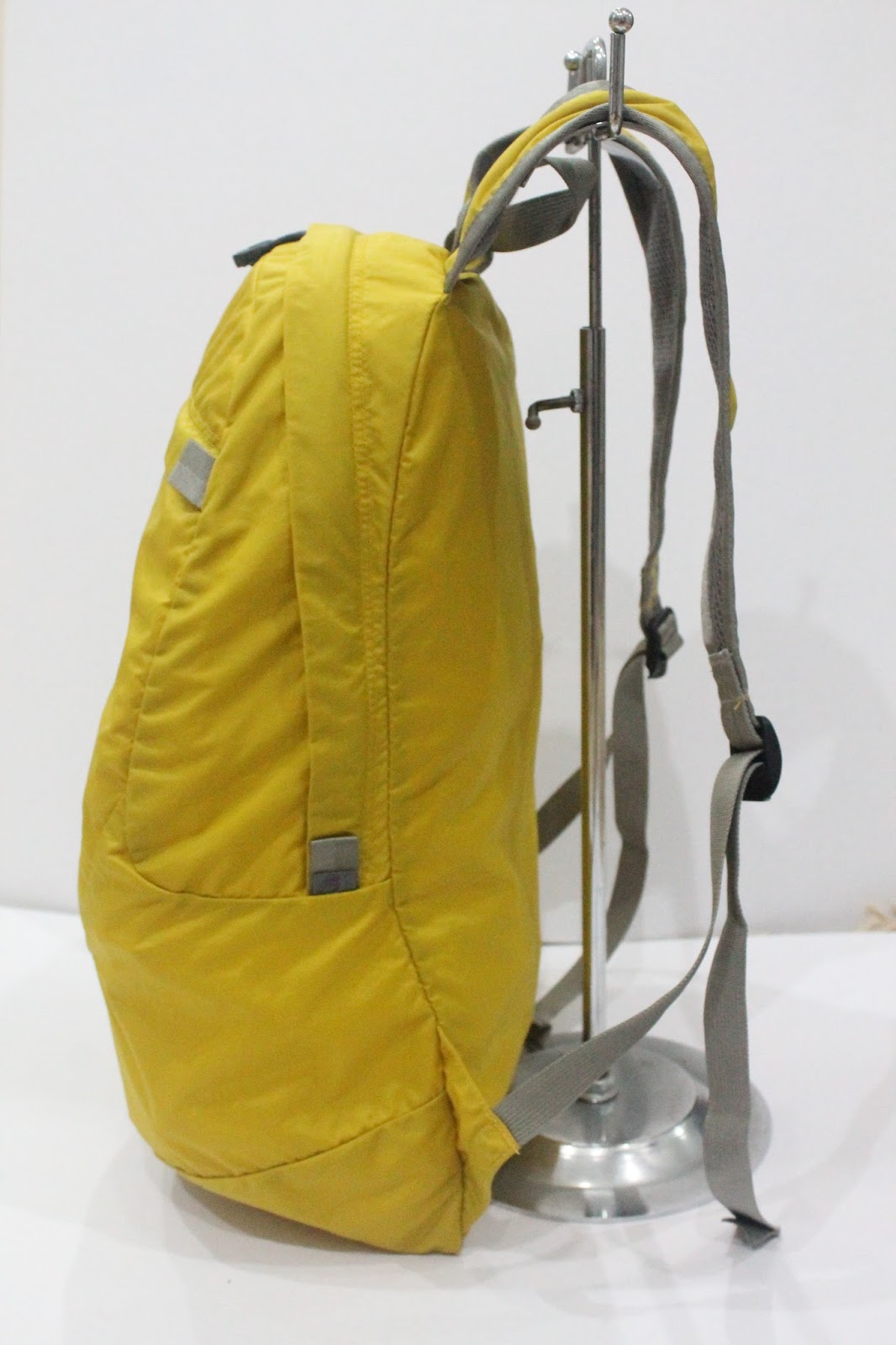 BUNDLEBARANGBAEK: Original MONTBELL Backpack.
