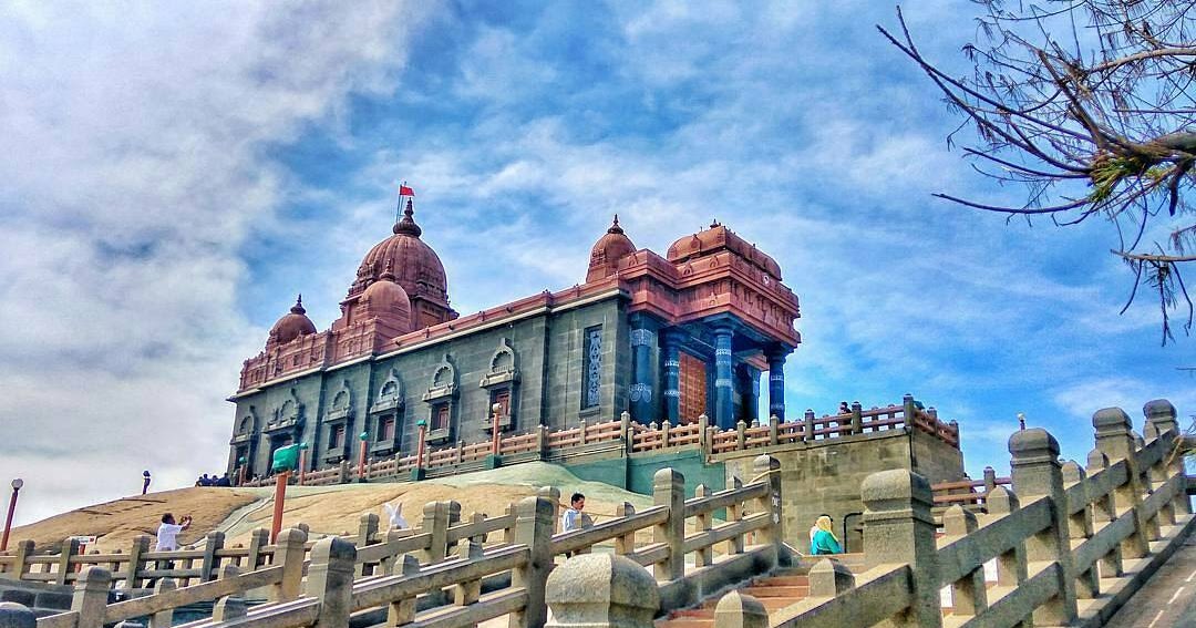 Tamilnadu Tourism: Vivekananda Rock Memorial, Kanyakumari