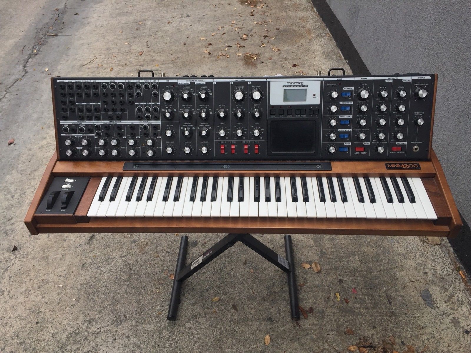 MATRIXSYNTH: MOOG MINIMOOG VOYAGER XL