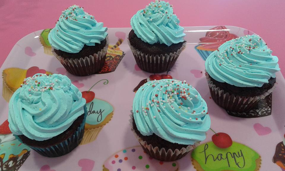 Nubes de Nata Bakery blog: CUPCAKES AZULES