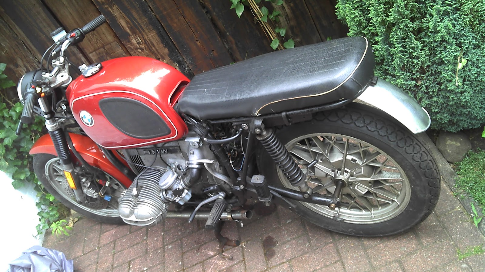 BMW R45 Classic Umbau: R45 Sitzbank Neubau