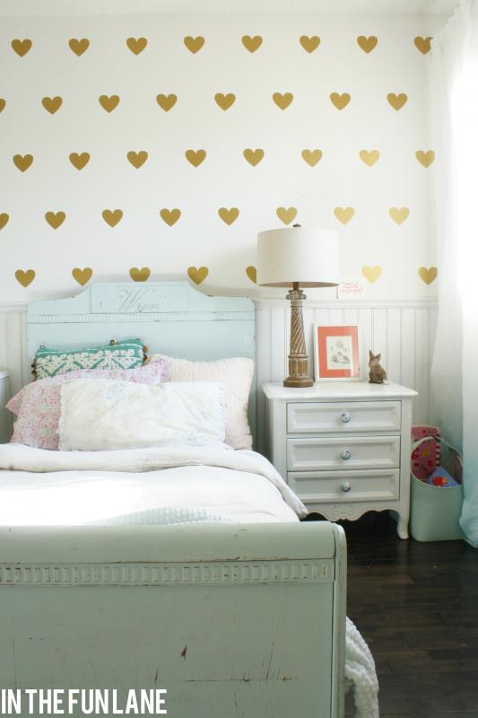 Little Lovables: Inspired Room: Lovely DIY Golden Heart Walls for a ...