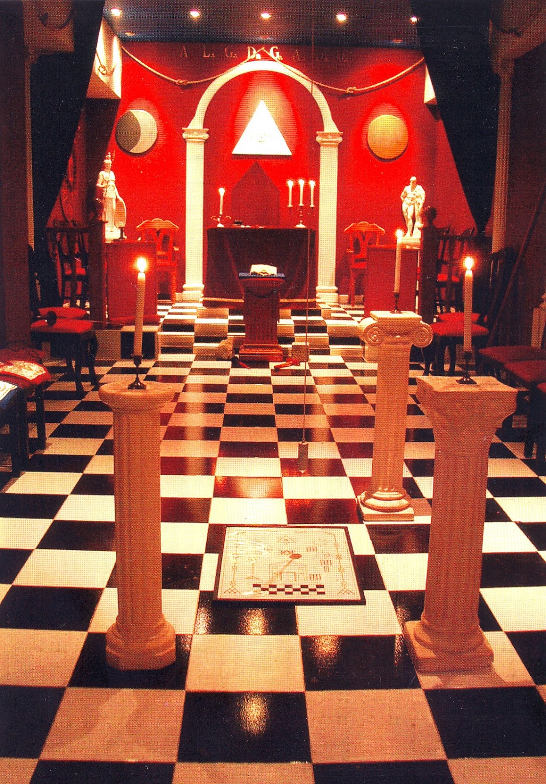 El ojo que todo lo ve: UNA LOGIA POR DENTRO