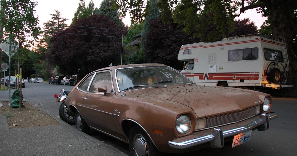 OLD PARKED CARS.: 1973 Ford Pinto Runabout, Revisited.