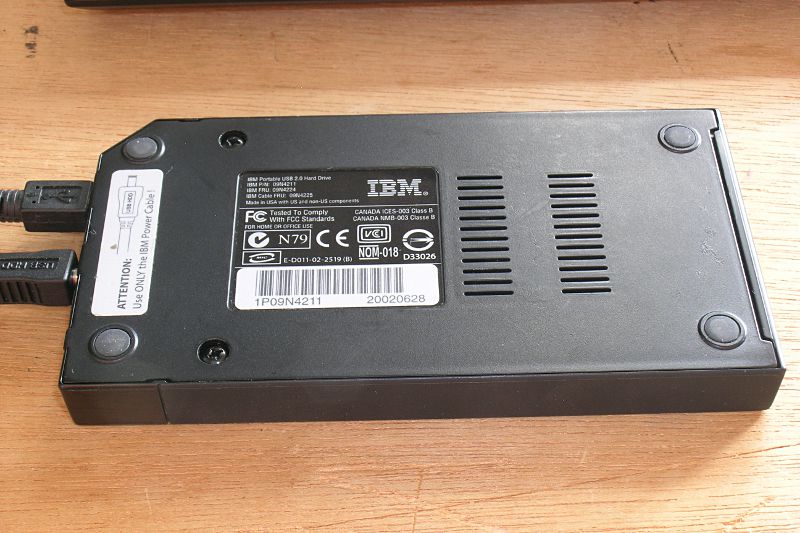 電算機孝行: IBM ポータブル USB ハードディスクを入手